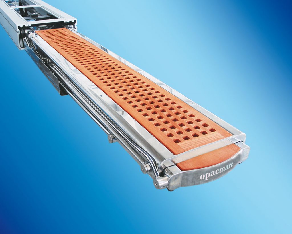 Boxed gangway series 1122 – Opacmare Europe North